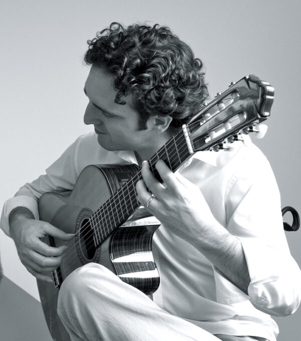 Guitar Breaks TV introduces: Giorgio Serci - Guitar Breaks